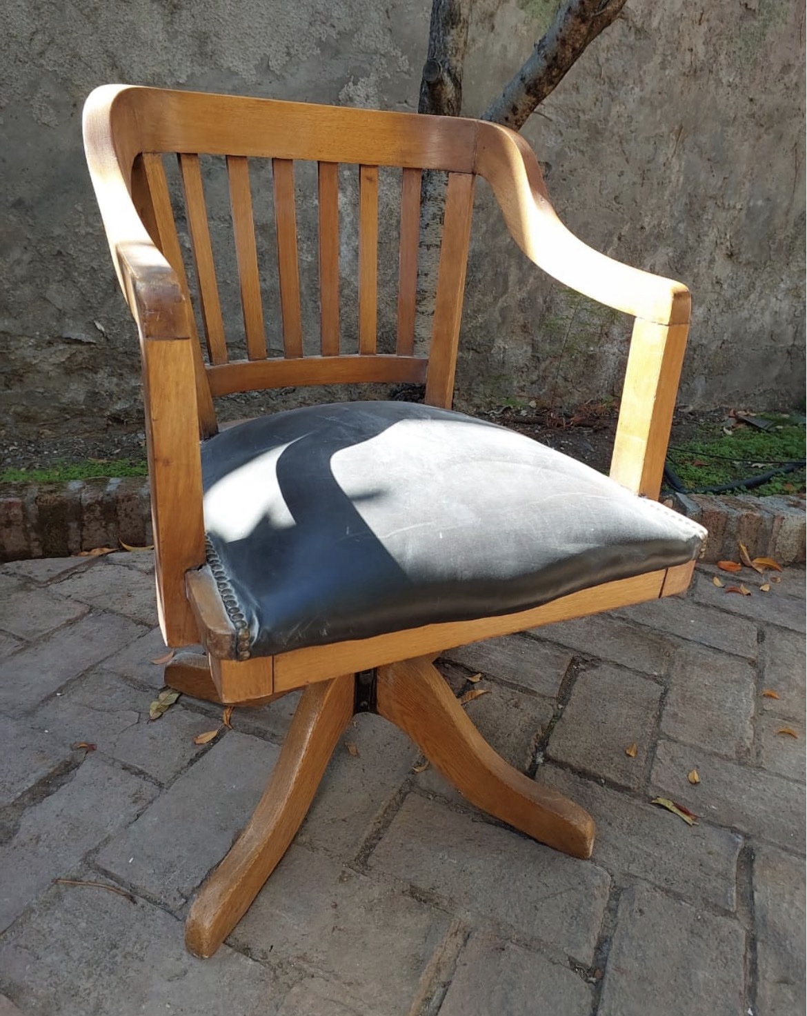 Silla rotativa de Madera - Matuttera